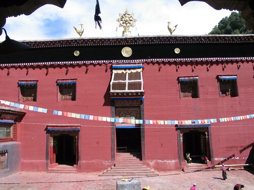 Tibet: Dege Gonchen Monastery (SRG Archive 2004)